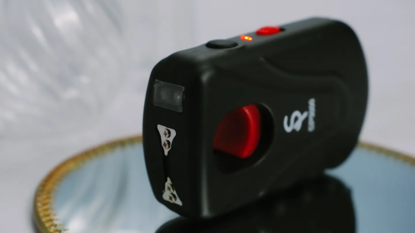 Taser tascabile e di difesa Rosso - Shocker | PELTA DEFENSE | Pelta